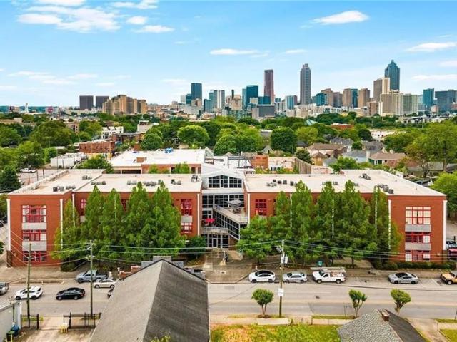 572 Edgewood Avenue NE 107