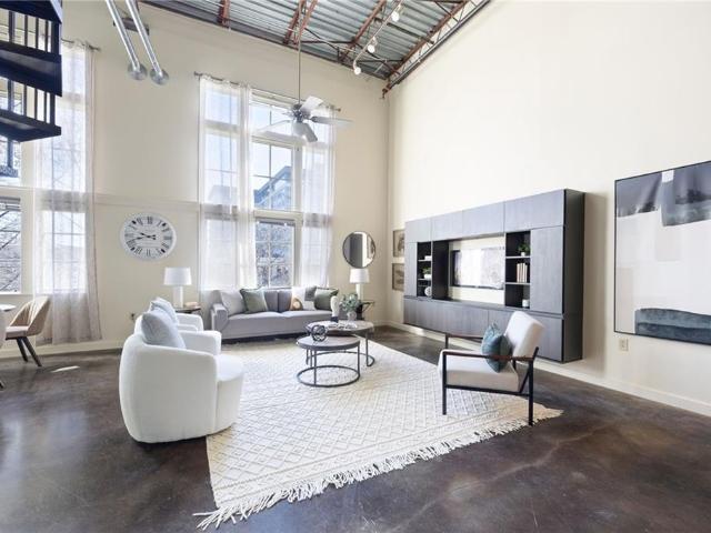 572 Edgewood Avenue NE 301