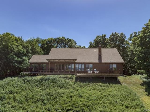 572 Hicks Hill Rd, Stanfordville, NY 12581