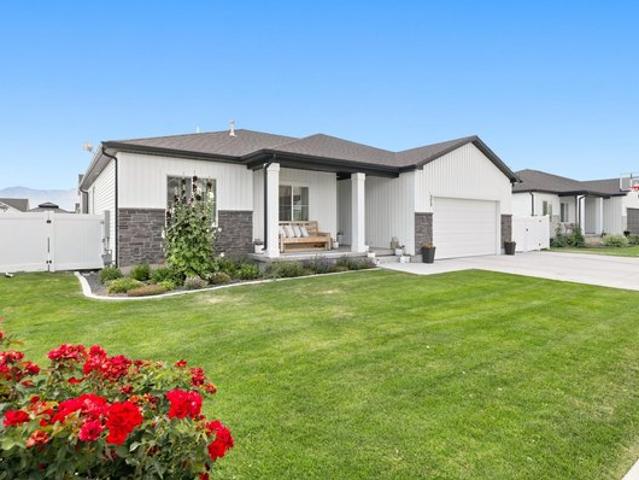 572 S 690 E, Hyrum, UT 84319