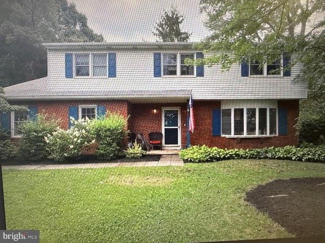 572 School Rd, York, PA 17407
