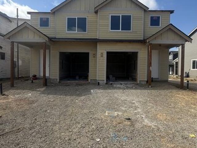 572 Spring Blvd, Woodburn, OR 97071