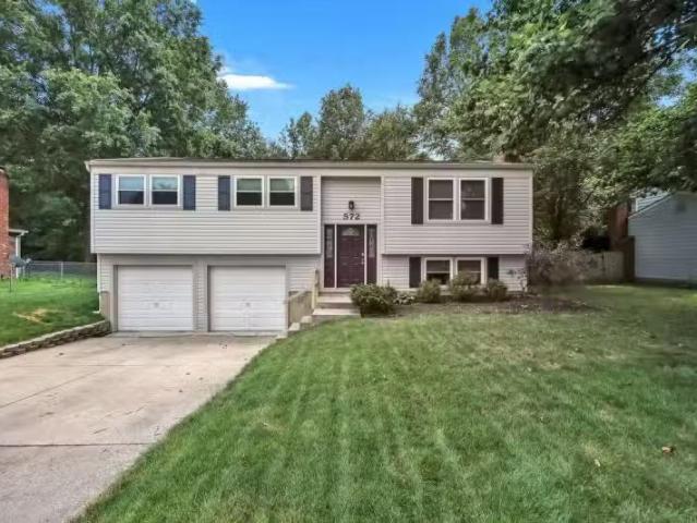 572 Sycamore Drive, Pickerington, OH 43147