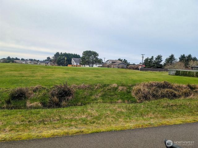 572 Puffin Ave NE, Ocean Shores, WA 98569 | MLS #2496