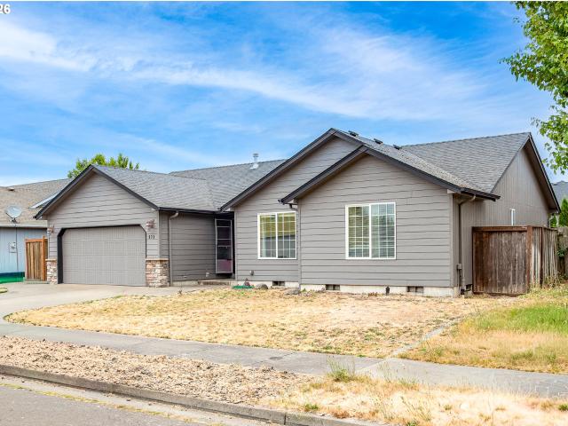 572 royal tern ave