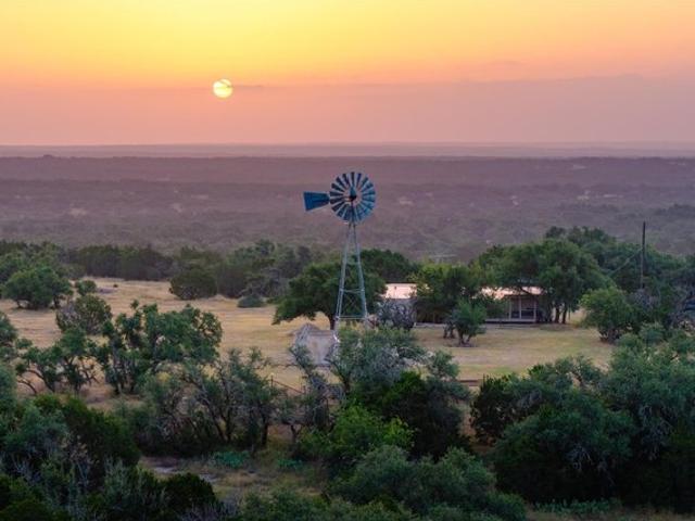 572 Turner Rd, Junction, TX 76859