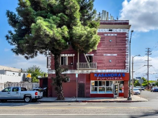 5734 S Broadway, Los Angeles, CA 90037 | MLS #25613 | Compass