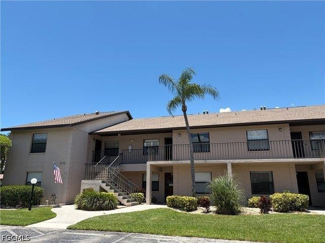 5735 Foxlake Dr Apt 6, North Fort Myers, FL 33917