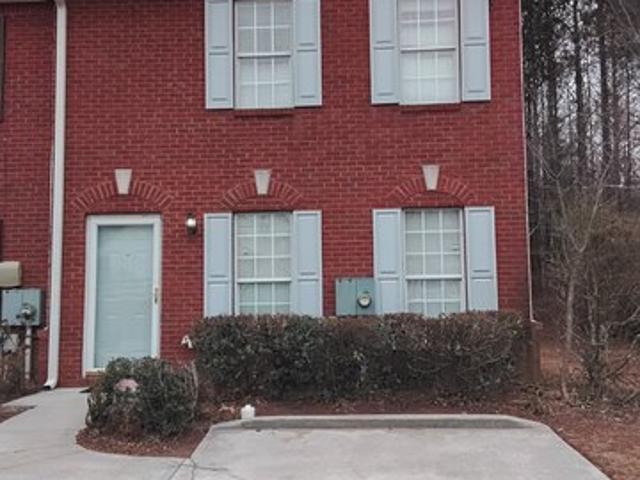 5735 Strathmoor Manor Cir, Lithonia, GA 30058