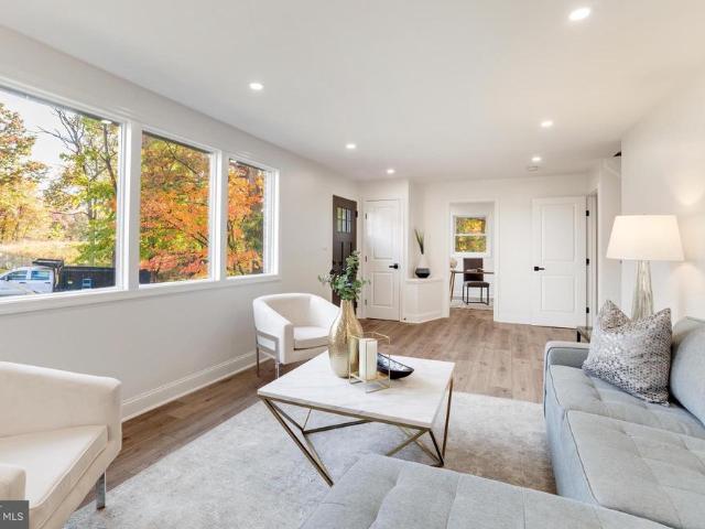 5735 4Th Street S