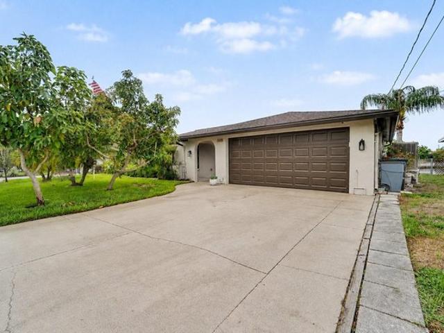 5736 Melaleuca Dr Unit 22, Holiday, FL 34690