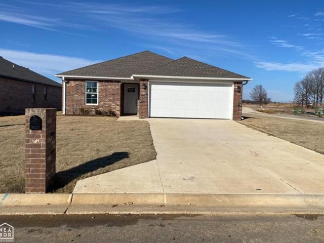 5736 Morgan Dr, Jonesboro, AR 72401