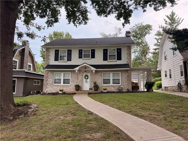 5737 Cherry St, Kansas City, MO 64110
