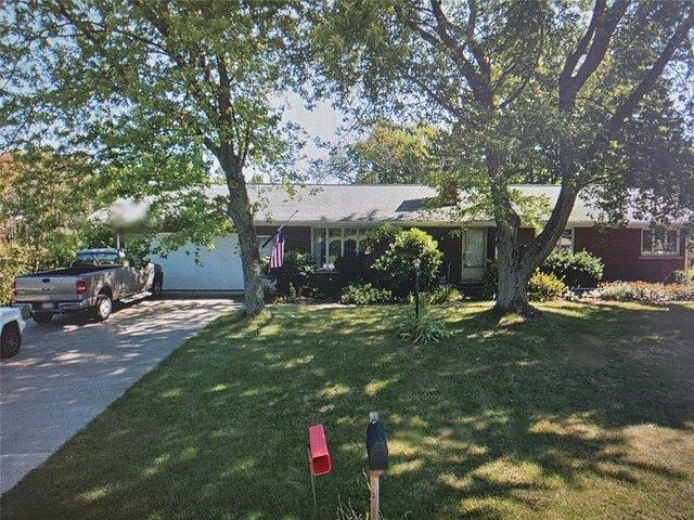 5737 Glenview Dr, Erie, PA 16509