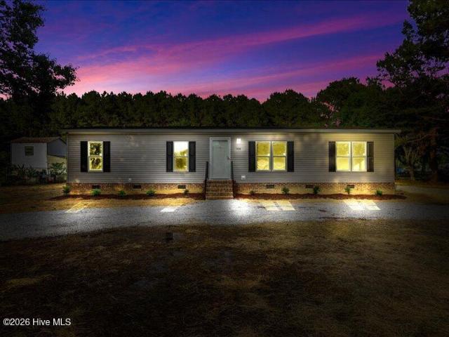 5737 Lloyd Road