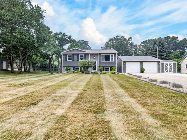 57380 Hamilton Dr, Mattawan, MI 49071