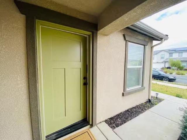 57383170 1617 Ryegrass Way