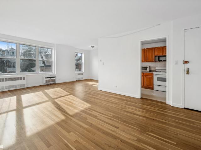 5730 MOSHOLU Avenue 5F