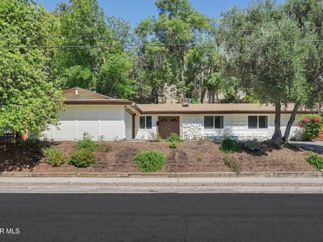5730 Serrania Ave, Woodland Hills, CA 91367