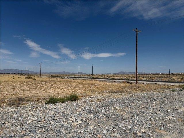5731 E Gamebird Rd, Pahrump, NV 89060
