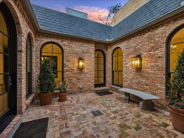 5731 Indian Cir, Houston, TX 77057 | MLS #56018