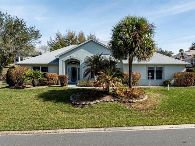 5732 Freeport Dr, Tavares, FL 32778