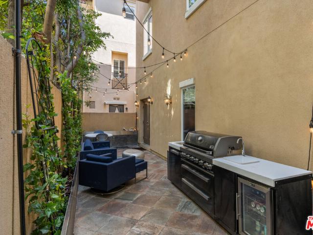 5732 S Celedon Creek, Playa Vista, CA 90094 | MLS #26668 | Compass