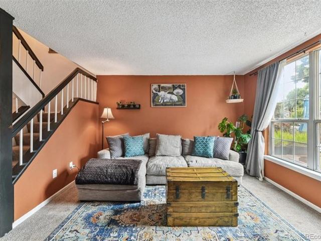 5732 W Atlantic Pl, Lakewood, CO 80227