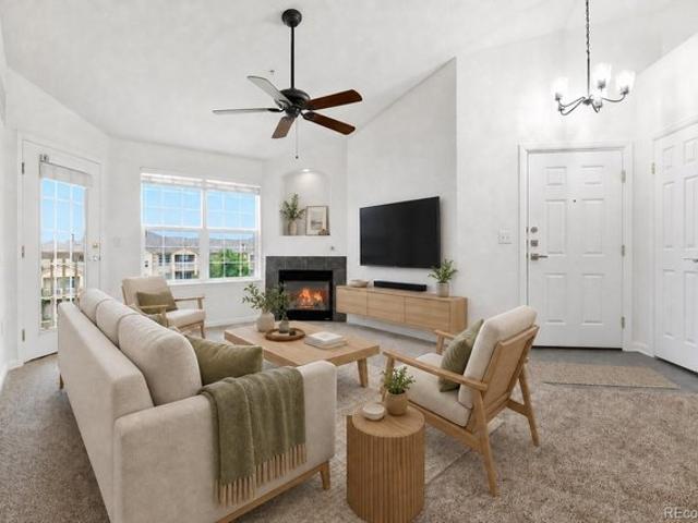 5733 N Gibralter Way Apt 3 306, Aurora, CO 80019