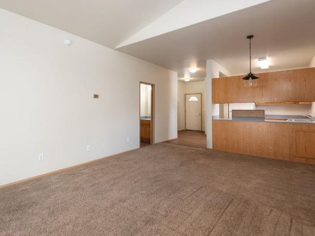573 2 Bedroom Apartment for Rent at 2358 Ne Ocker Dr, Bend, OR 97701 Mountain View