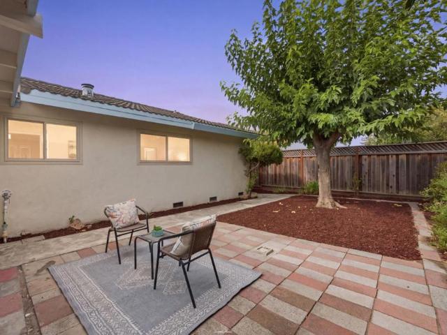 573 Chickasaw Court