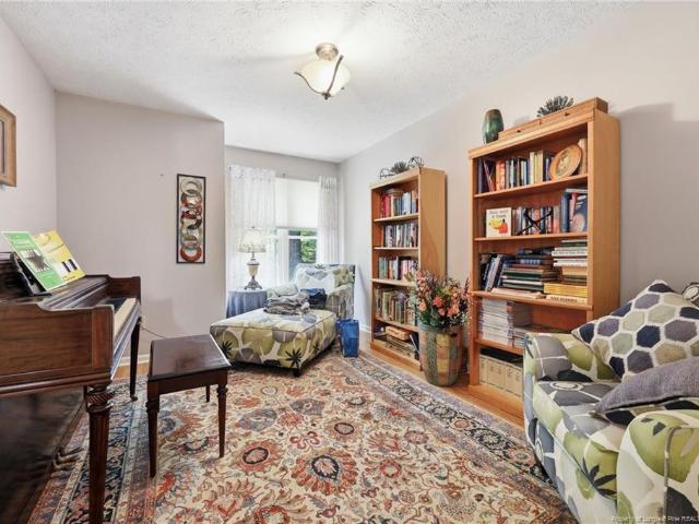 573 Broadmoor Court