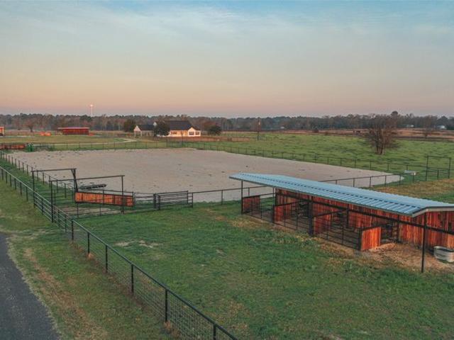 573 FM 980 Rd, Huntsville, TX 77320