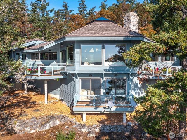 573 Harborview Lane