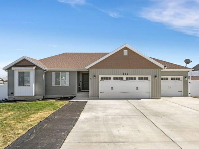 573 S Maxwell Dr W, Grantsville, UT 84029