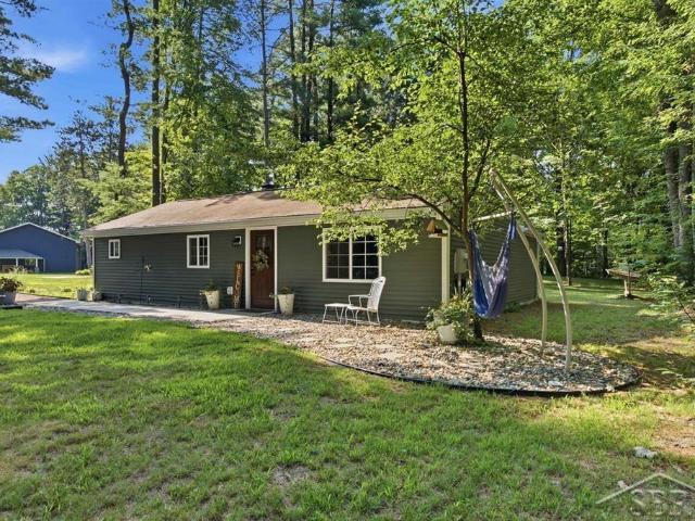573 W Lemke Lane