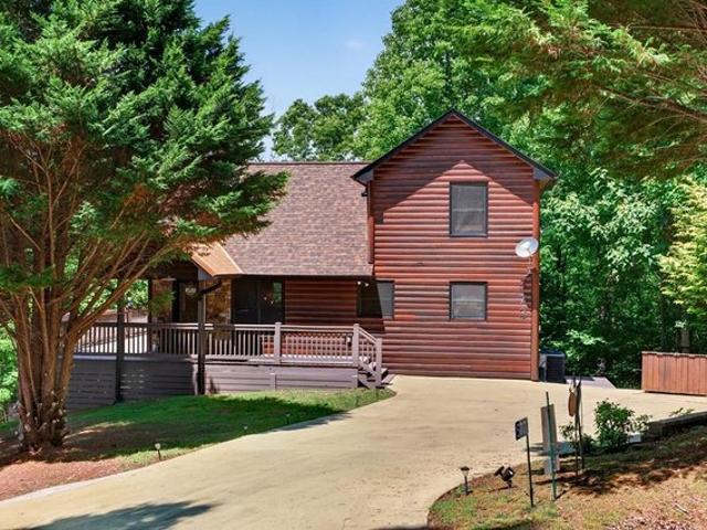 573 Weaver Creek Way, Blue Ridge, GA 30513