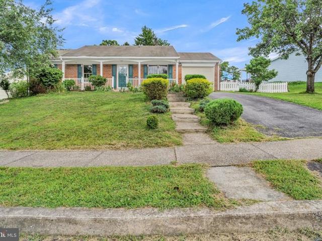 573 Wellington Rd, Harrisburg, PA 17109
