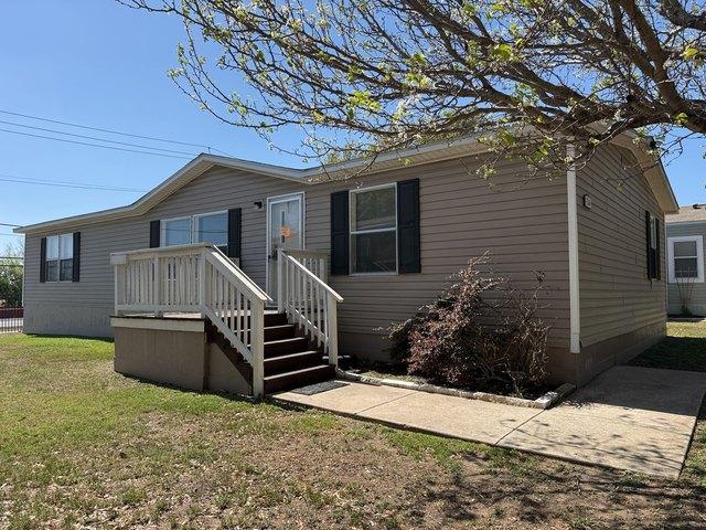 5744 Arcadia Cir, Del Valle, TX 78617