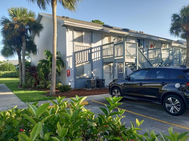 5745 Deer Run Dr, Unit 1, Fort Pierce, FL 34951 | MLS #R11109 | Compass
