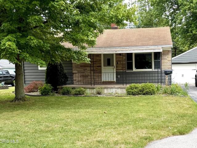 5745 Dornell Dr, Sylvania, OH 43560