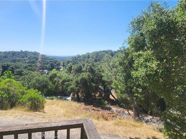 5745 Encino