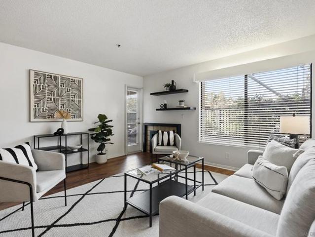 5745 Friars Rd Unit 81, San Diego, CA 92110