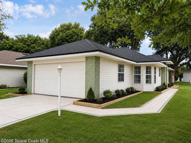 5745 King James Ave, Leesburg, FL 34748