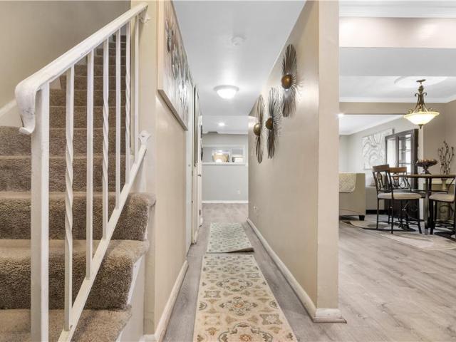 5745 W Hastings ARCH