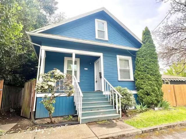 57471070 2866 Se Long St