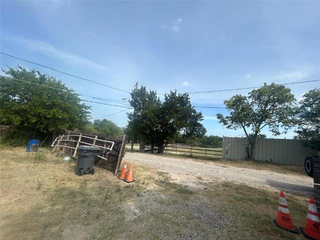 5747 Johnson Lane