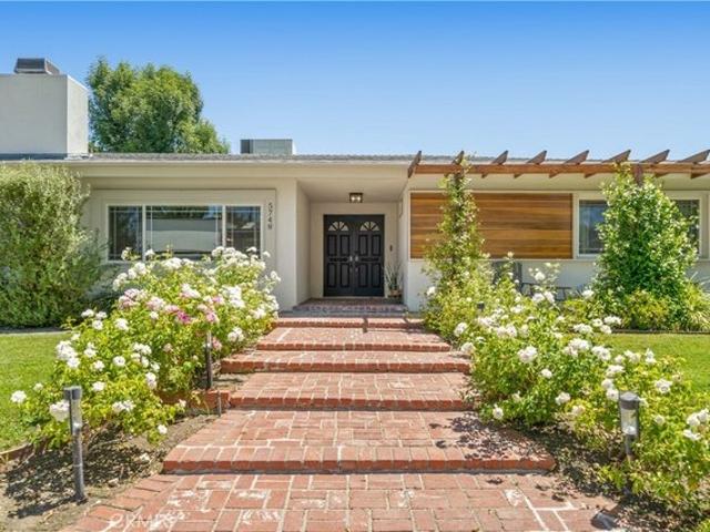 5748 Larryan Dr, Woodland Hills, CA 91367