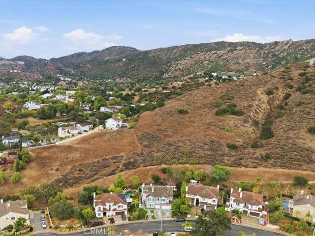 5748 Velvet Oak Court