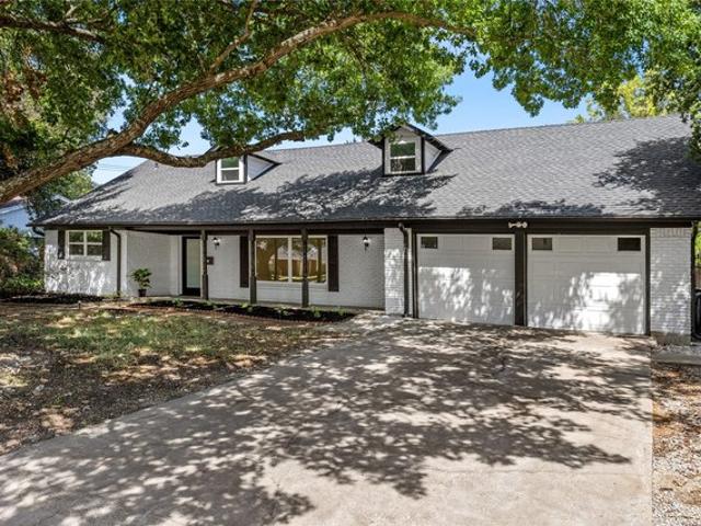 5748 Wimbleton Way, Fort Worth, TX 76133
